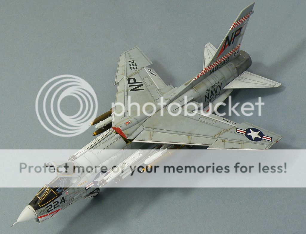 F 8e Crusader 1 72 Academy Ready For Inspection Aircraft